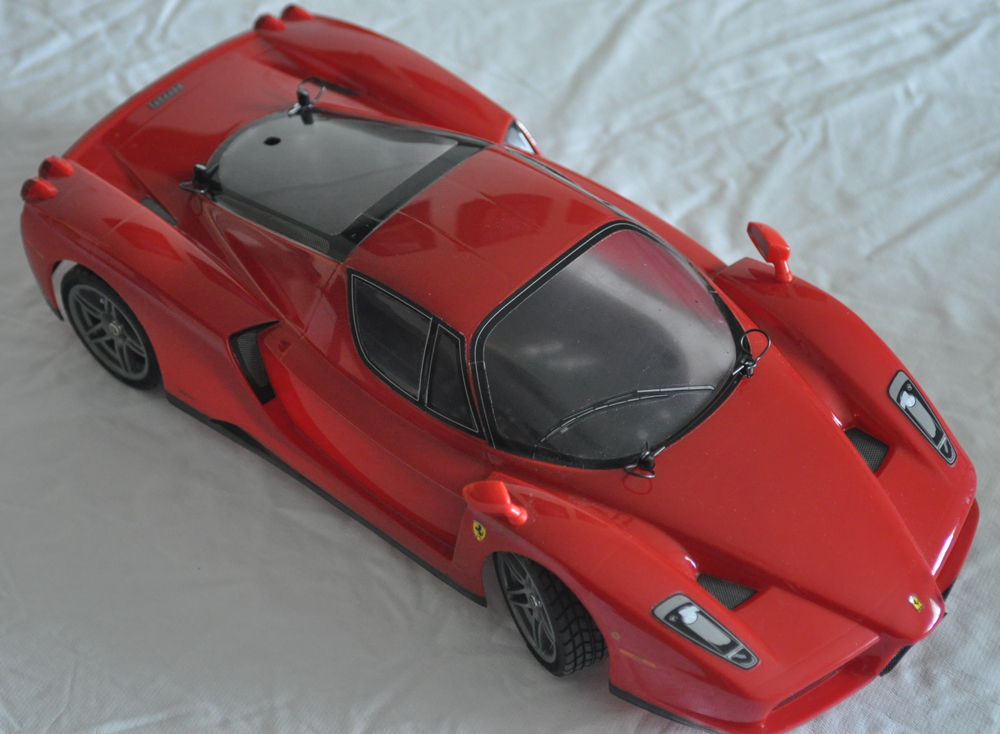 GoRC Canada. Tamiya 58302 Enzo Ferrari - TT01