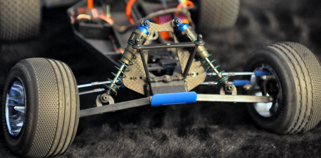 GoRC Canada. Team Associated RC10 Kit 1/10 T3 2WD Buggy Off Road Kit